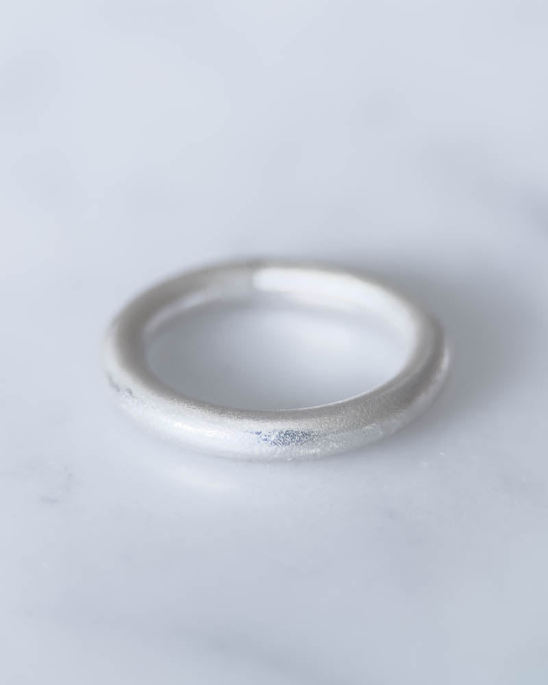 Tunna silverringar - Köp tunna ringar i äkta silver från Nude