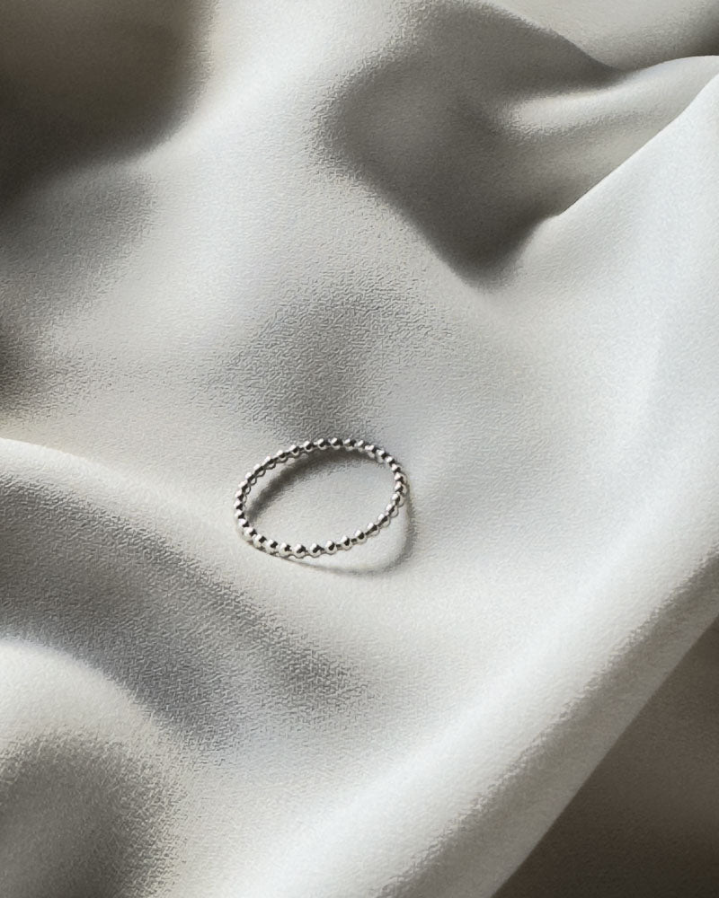 Bubblig silverring | Handgjord ring i äkta silver | Nude